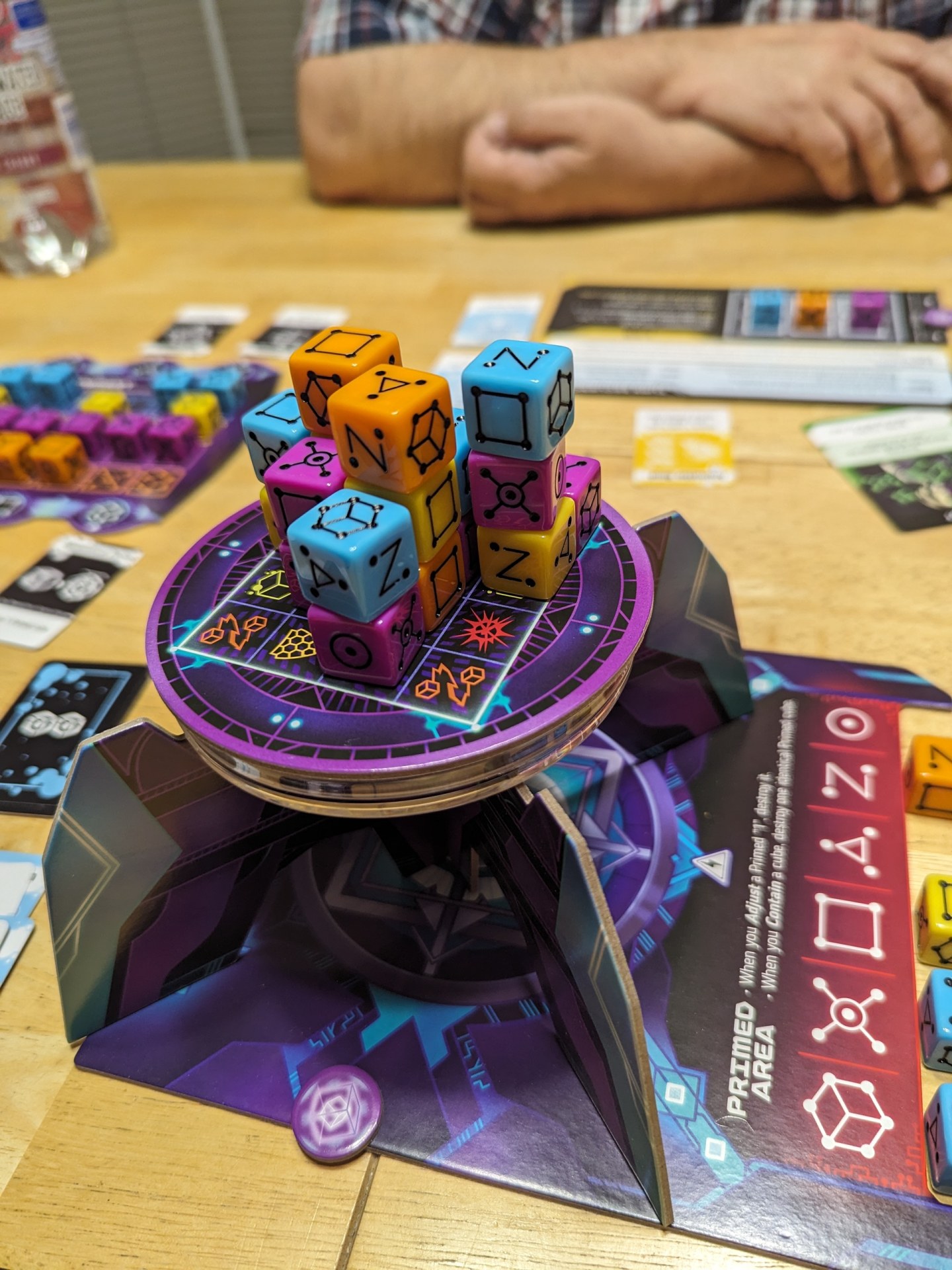 Dale Yu: Review of Tesseract | The Opinionated Gamers